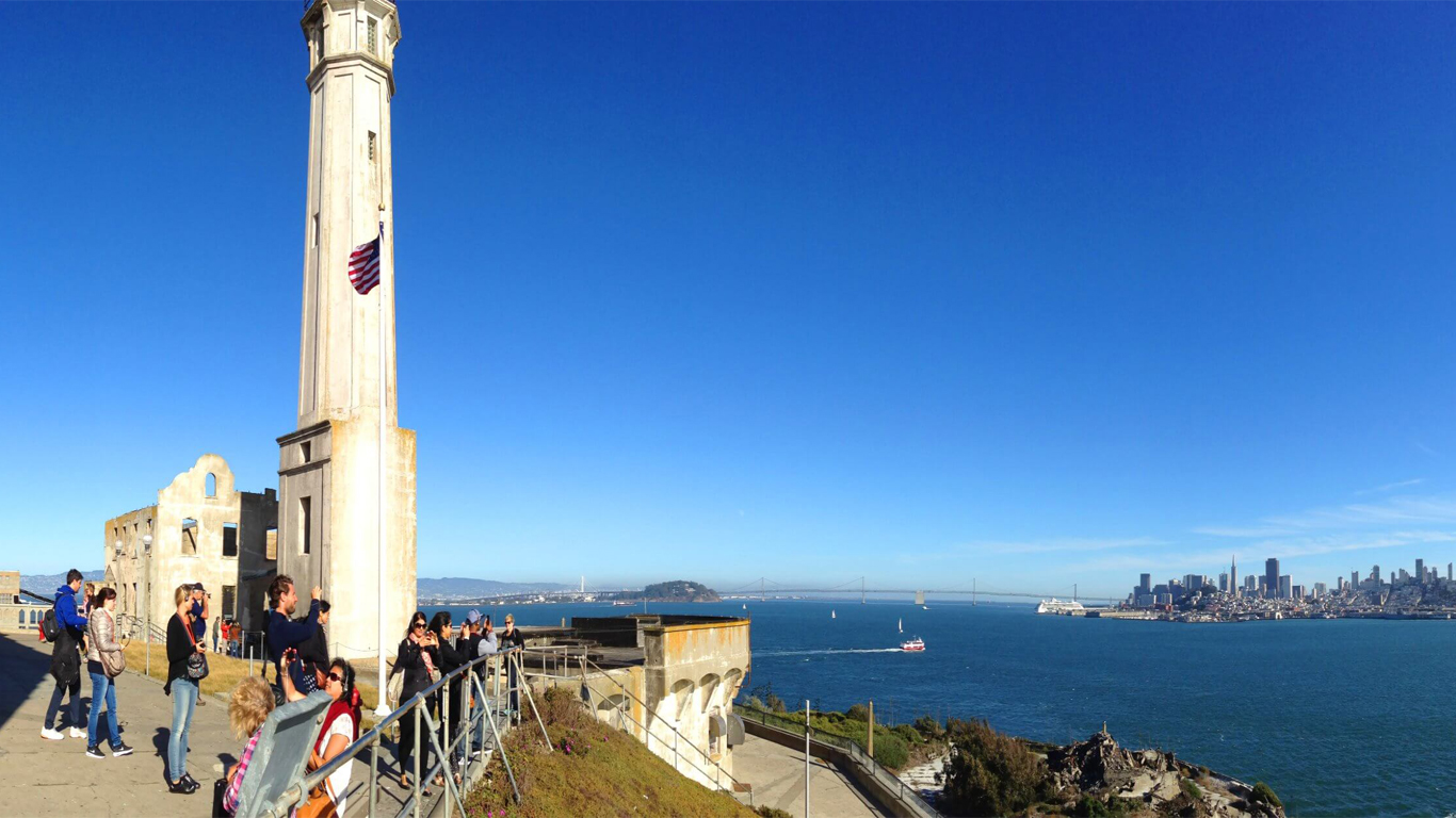 Tour of Alcatraz & Redwoods entrance tickets included